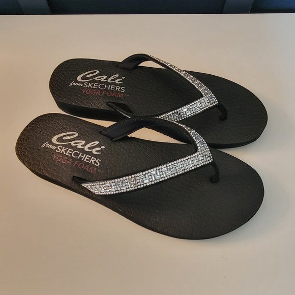 Skechers | Shoes | Skechers Cali Meditation Geo Princess Rhinestone ...